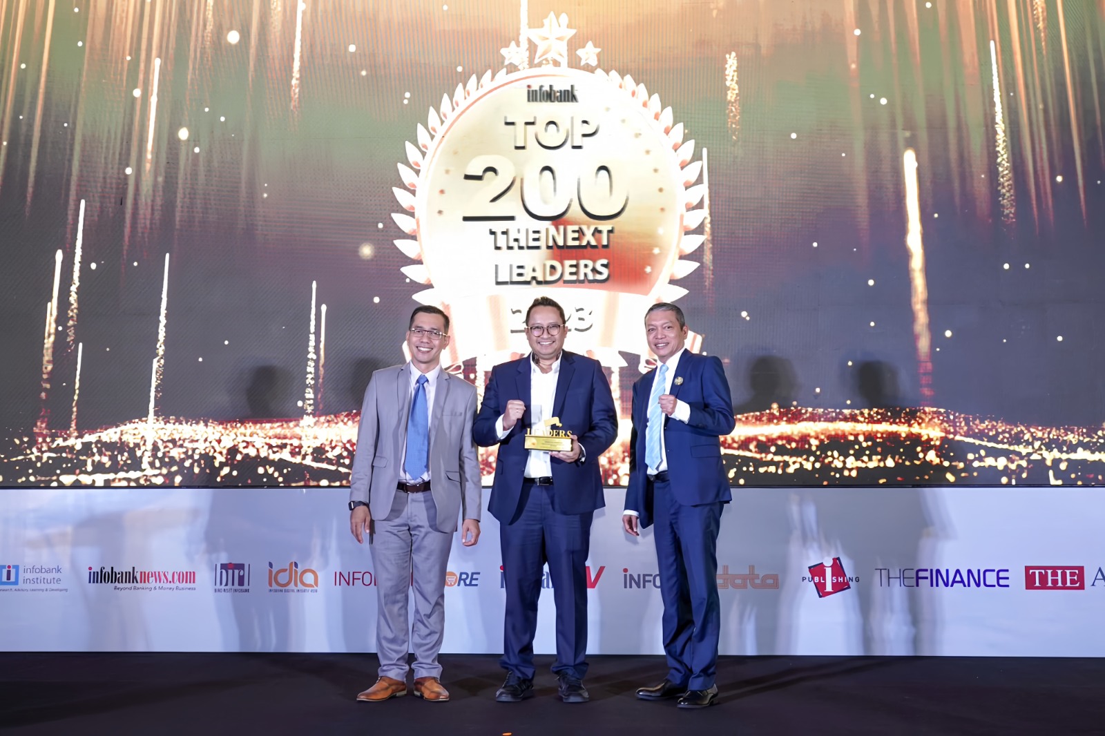 Sukses Pimpin Perusahaan, Tiga Direksi Jasa Raharja Masuk Jajaran Top 100 CEO dan Top 200 Next ...